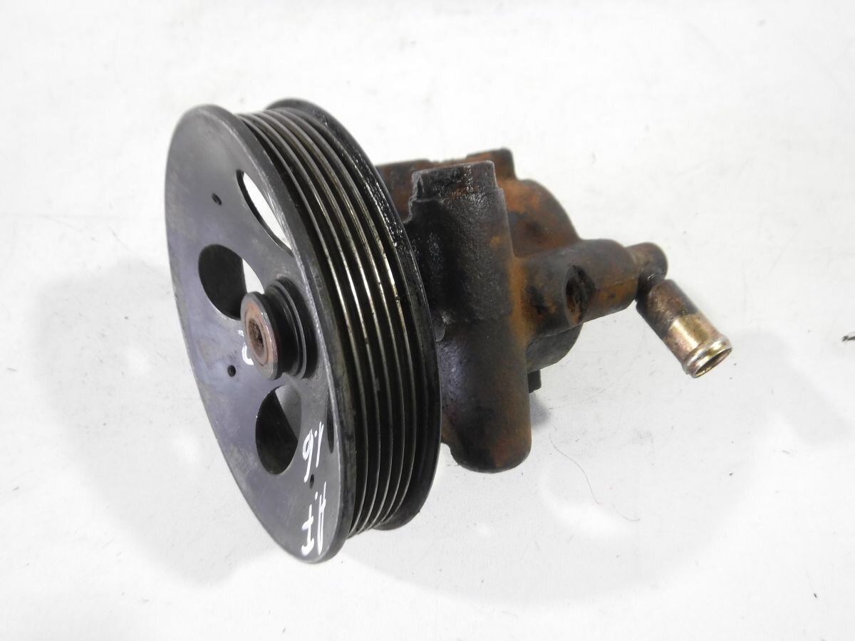 Насос гидроусилителя Opel Astra F 0948046