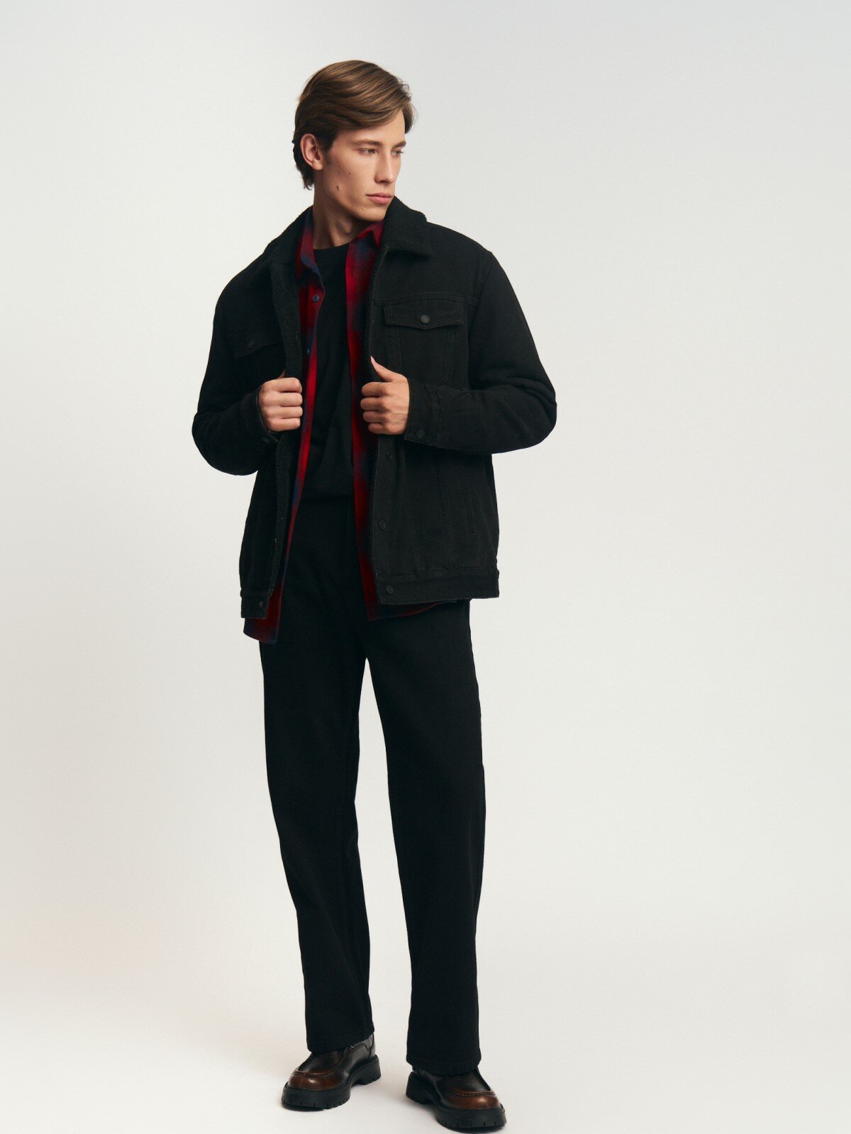 Джинсы багги 