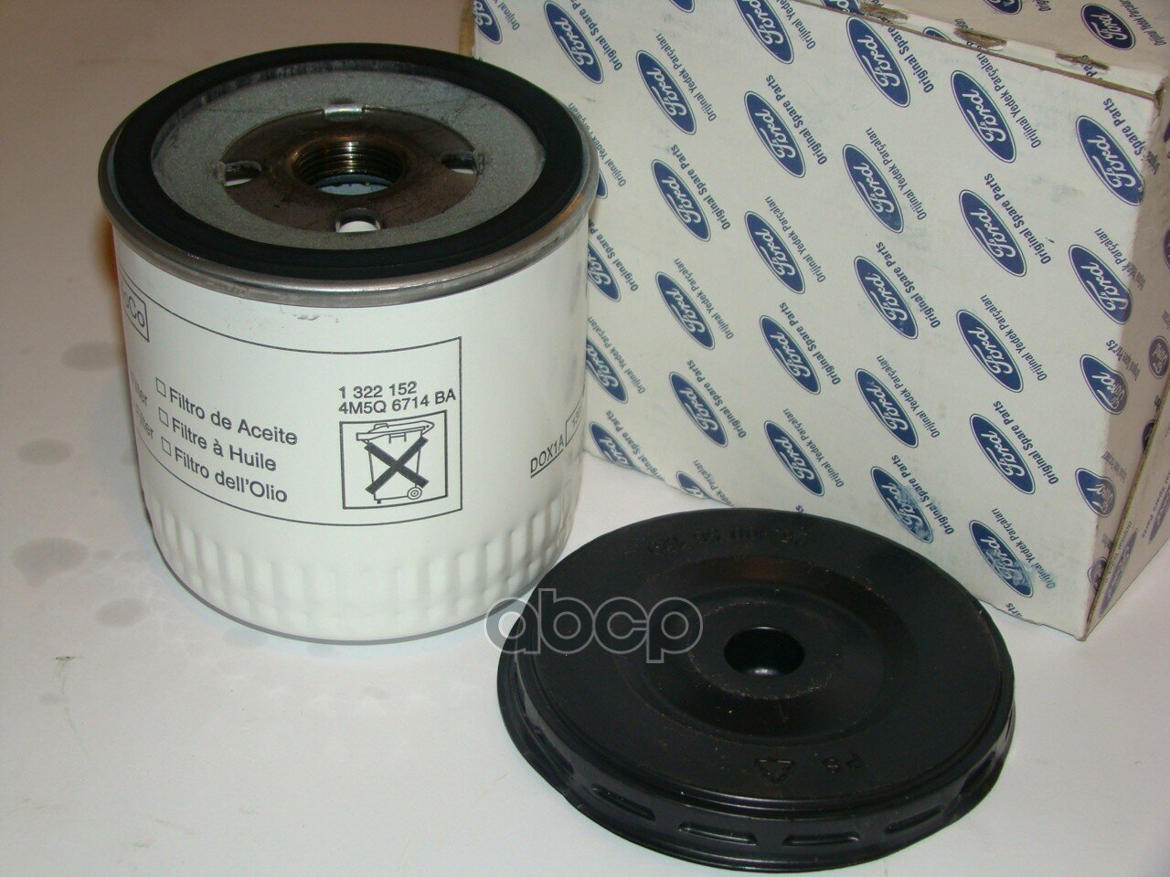 Фильтр масляный 1.8D, TD Transit Connect (2002 - .), Focus (1998 - 2005), 2.5D Transit (1985 - 2000 FORD арт. 1322152