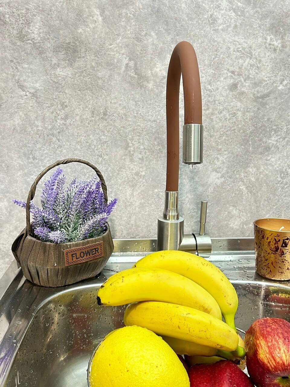 Смеситель для кухни с гибким изливом HN59304-GU сатин/коричневый