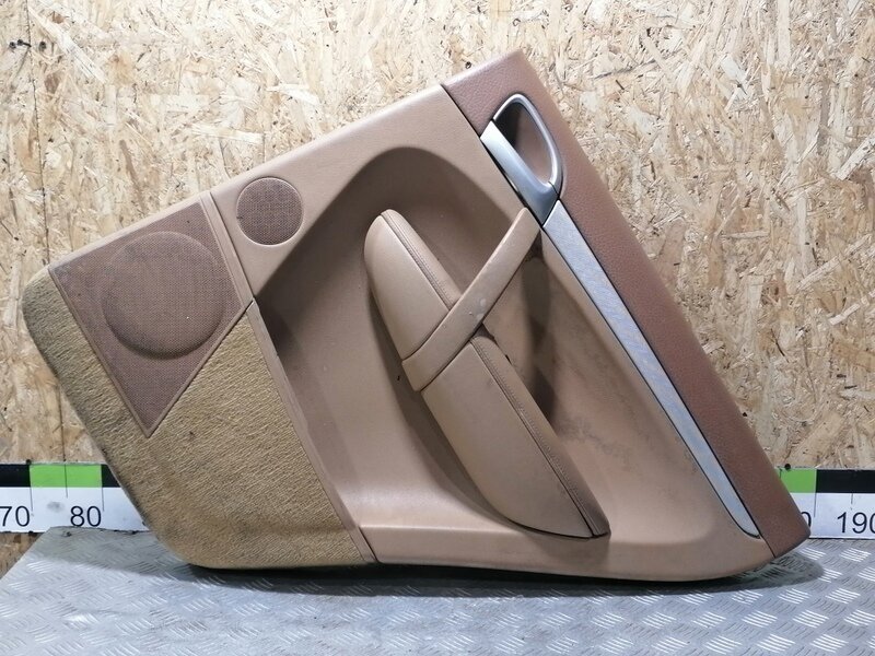 Обшивка двери задней правой PORSCHE Cayenne 2003-2010