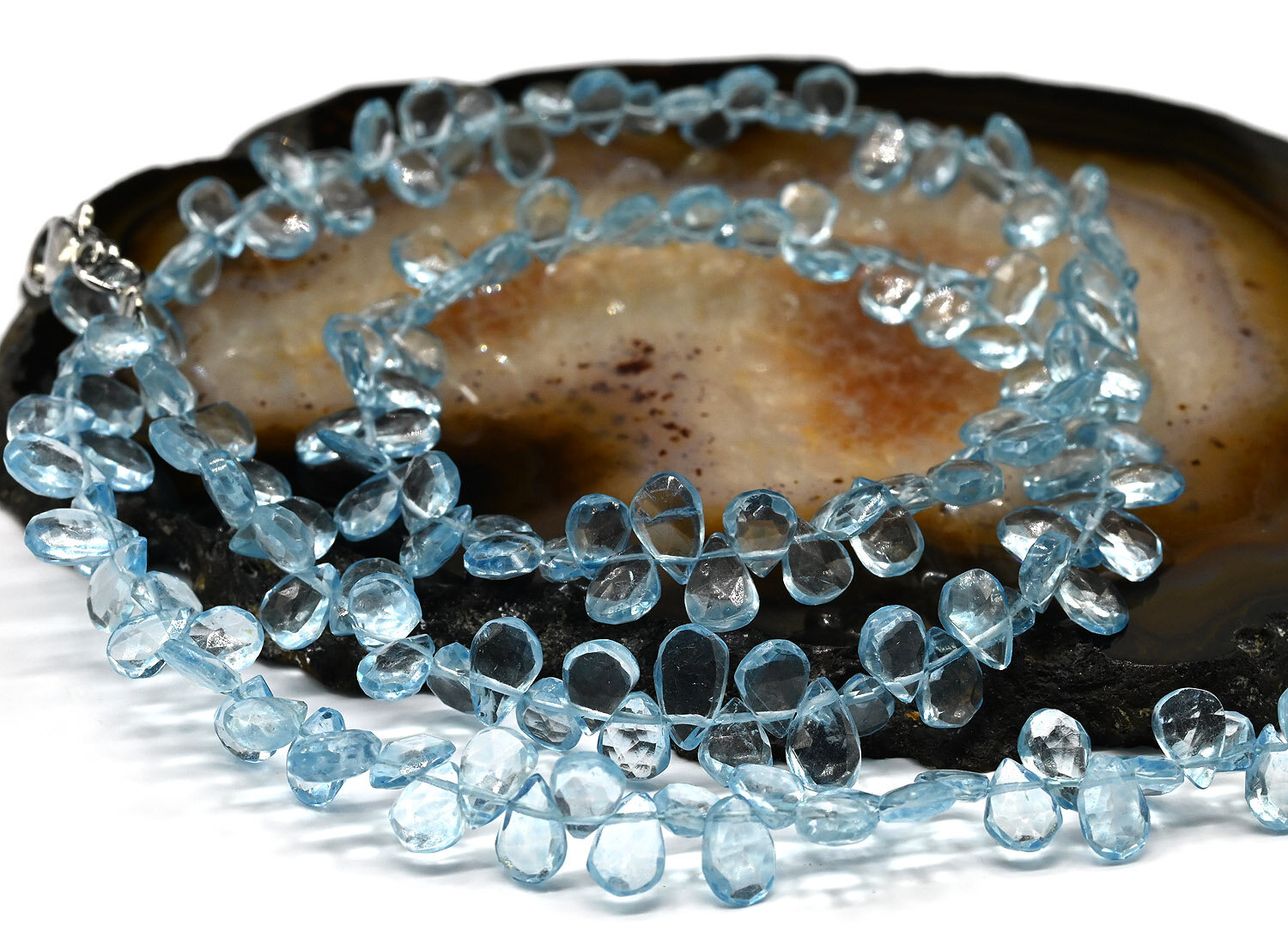 Бусы, топаз