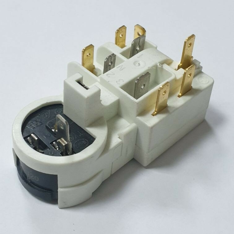 Пусковое реле QP3-12A для компрессора холодильника Beko 4346040285