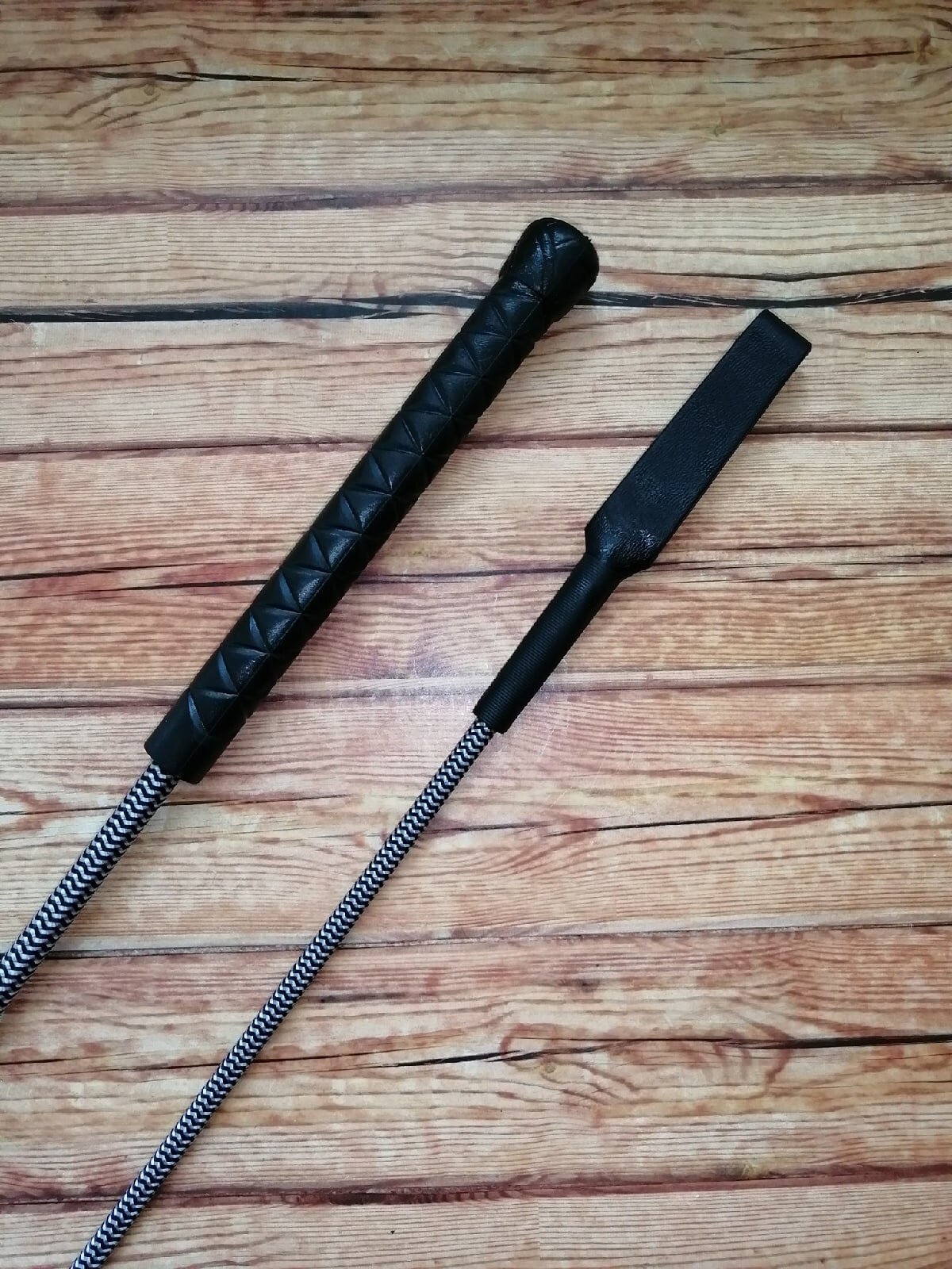 Хлыст конкурный легкий 65см