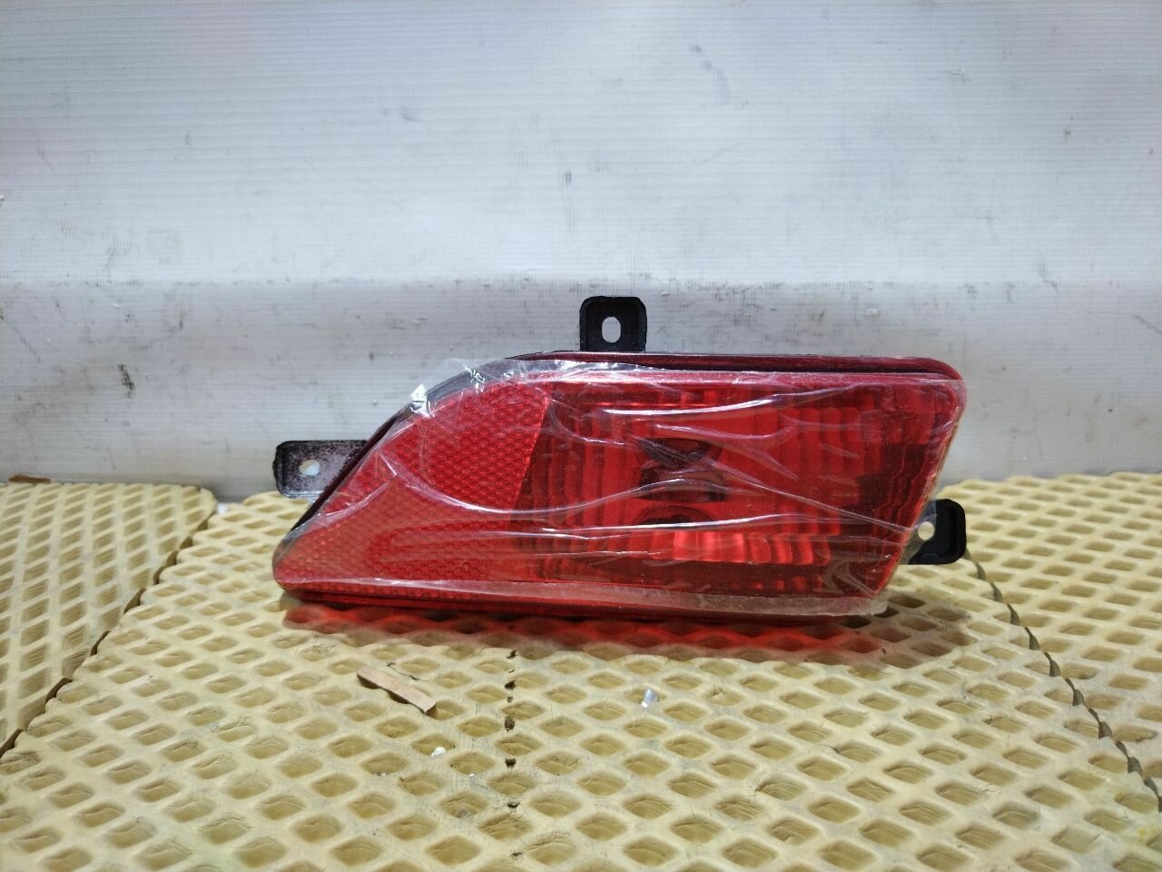 Фонарь противотуманный