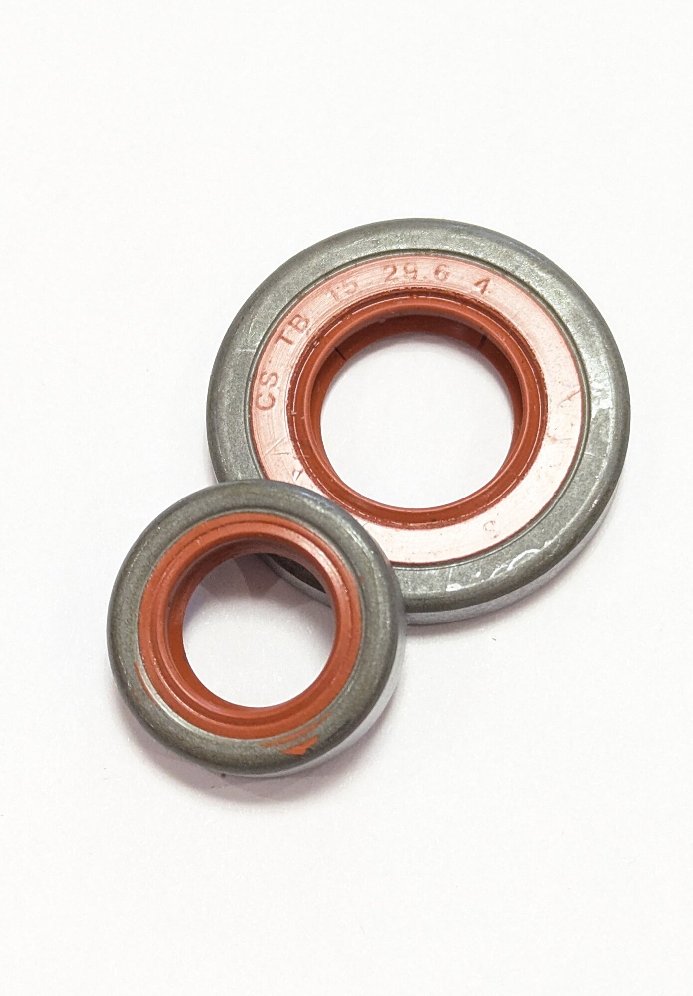 Сальник коленвала для бензопилы Stihl MS240, MS260 (комплект 2 шт.)