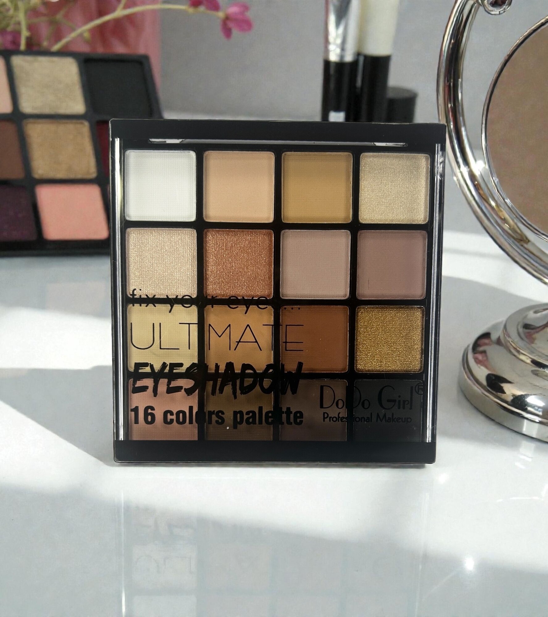 Палетка теней 16 цветов 03