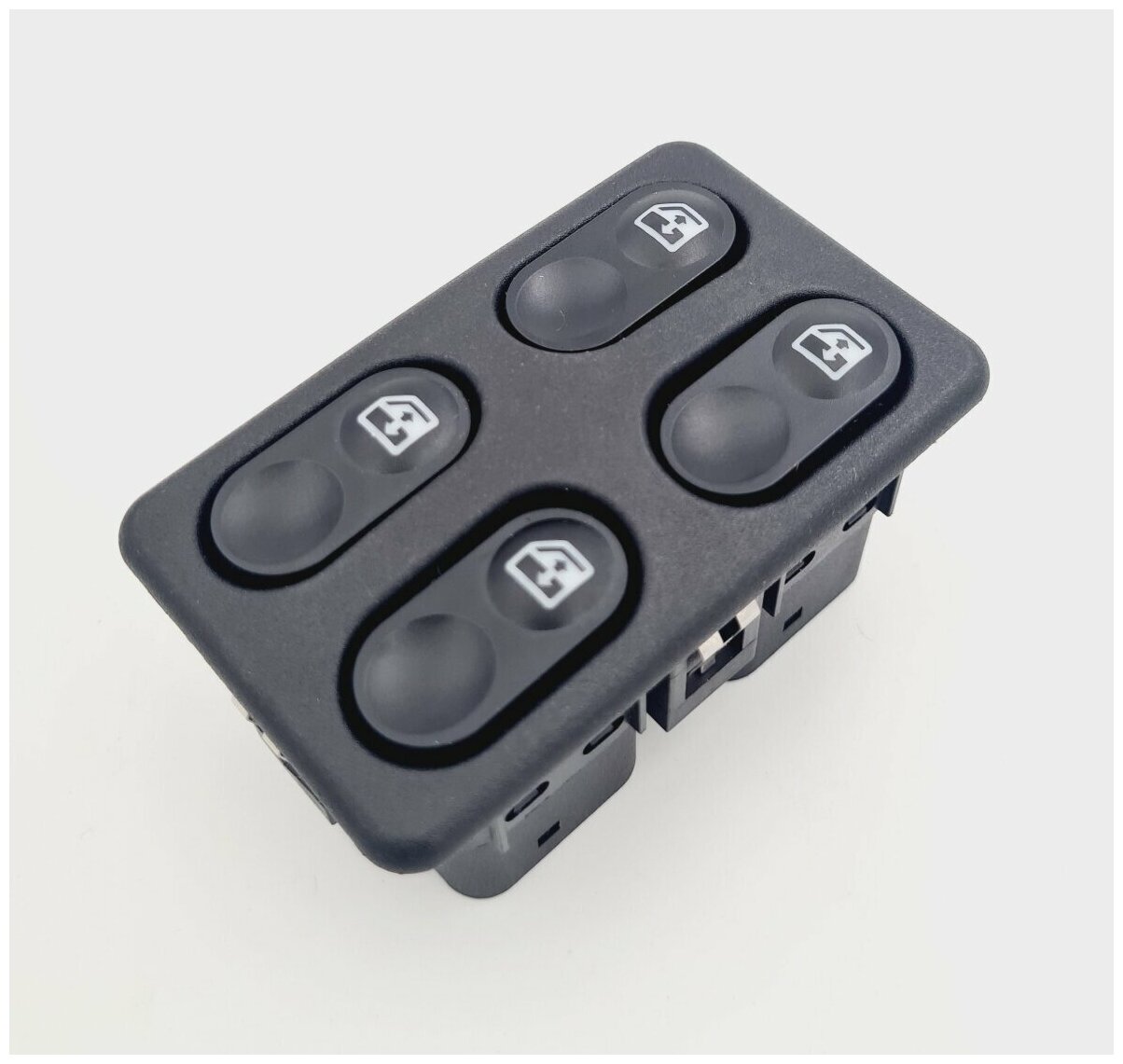 Блок управления стеклоподъемниками, кнопки, переключатели на ВАЗ/LADA 2110, 2111, 2112. 4 клавиши - арт. 18.3763