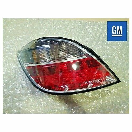 Фонарь General Motors 13222324
