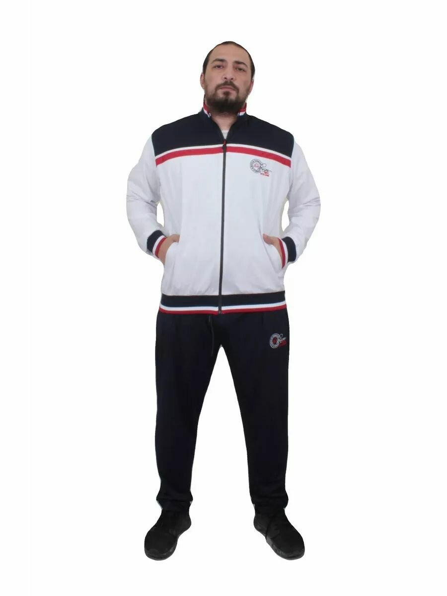 Костюм спортивный