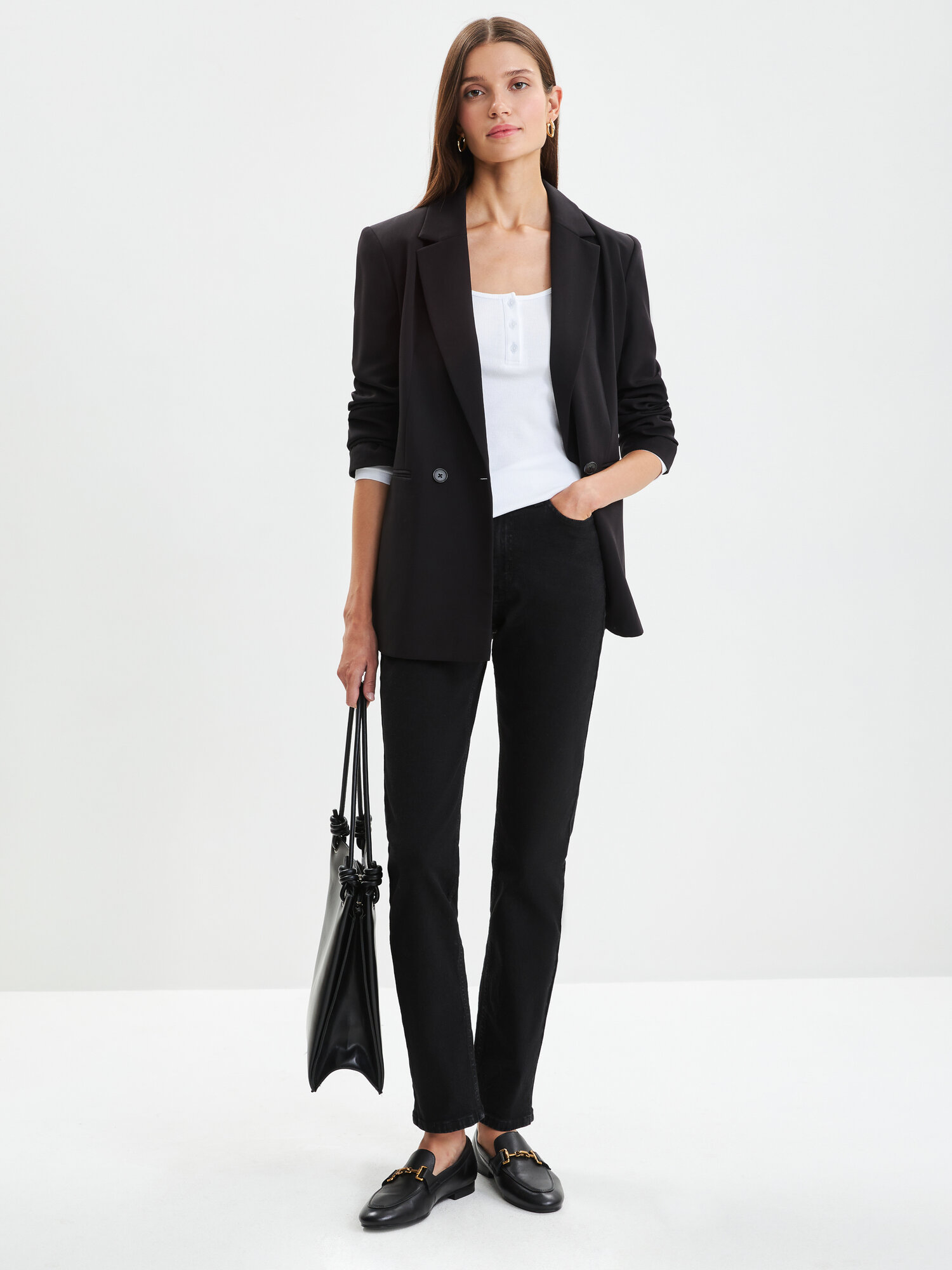 Джинсы зауженные slim 