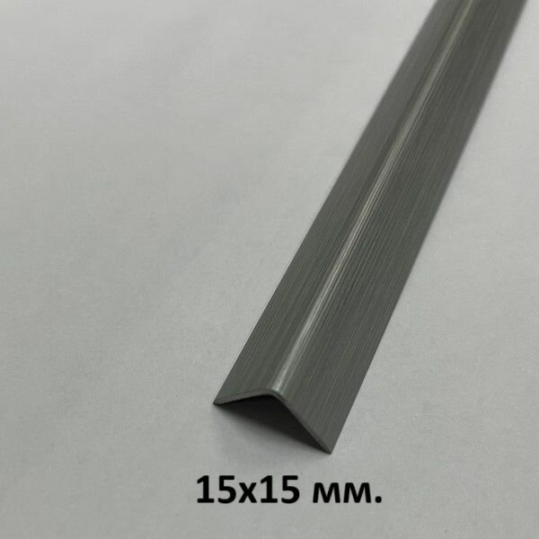 Уголок пластиковый декоративный