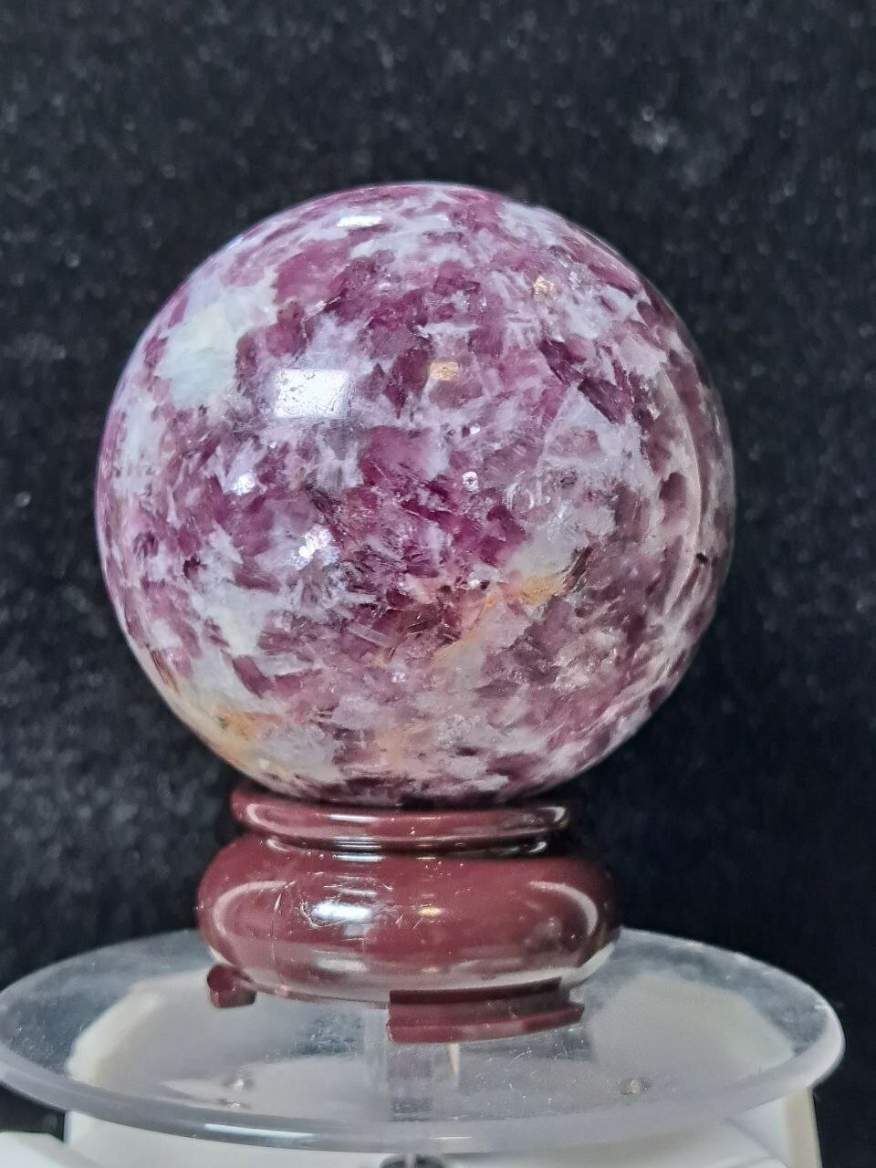Камень шар лепидолит, натуральный камень, талисман, амулет, оберег, декор для дома, 428 гр