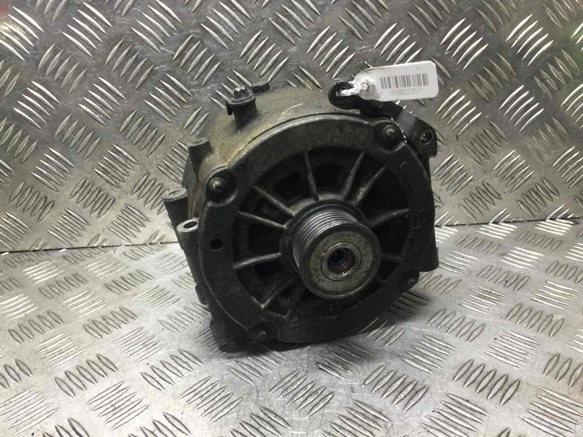 Б/У Генератор Mercedes C-klasse W203/S203/CL203 (2000-2004) 2003 г.