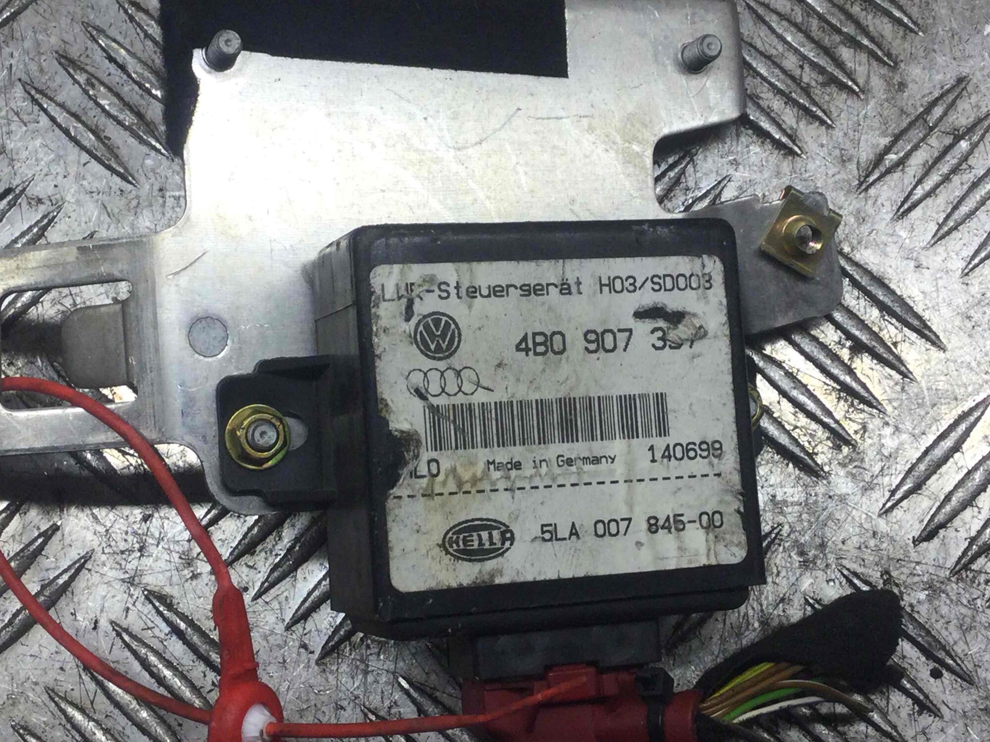 Б/У Блок регулировки угла наклона фар Audi A6 C5/4B (1997-2004) 2001 г.