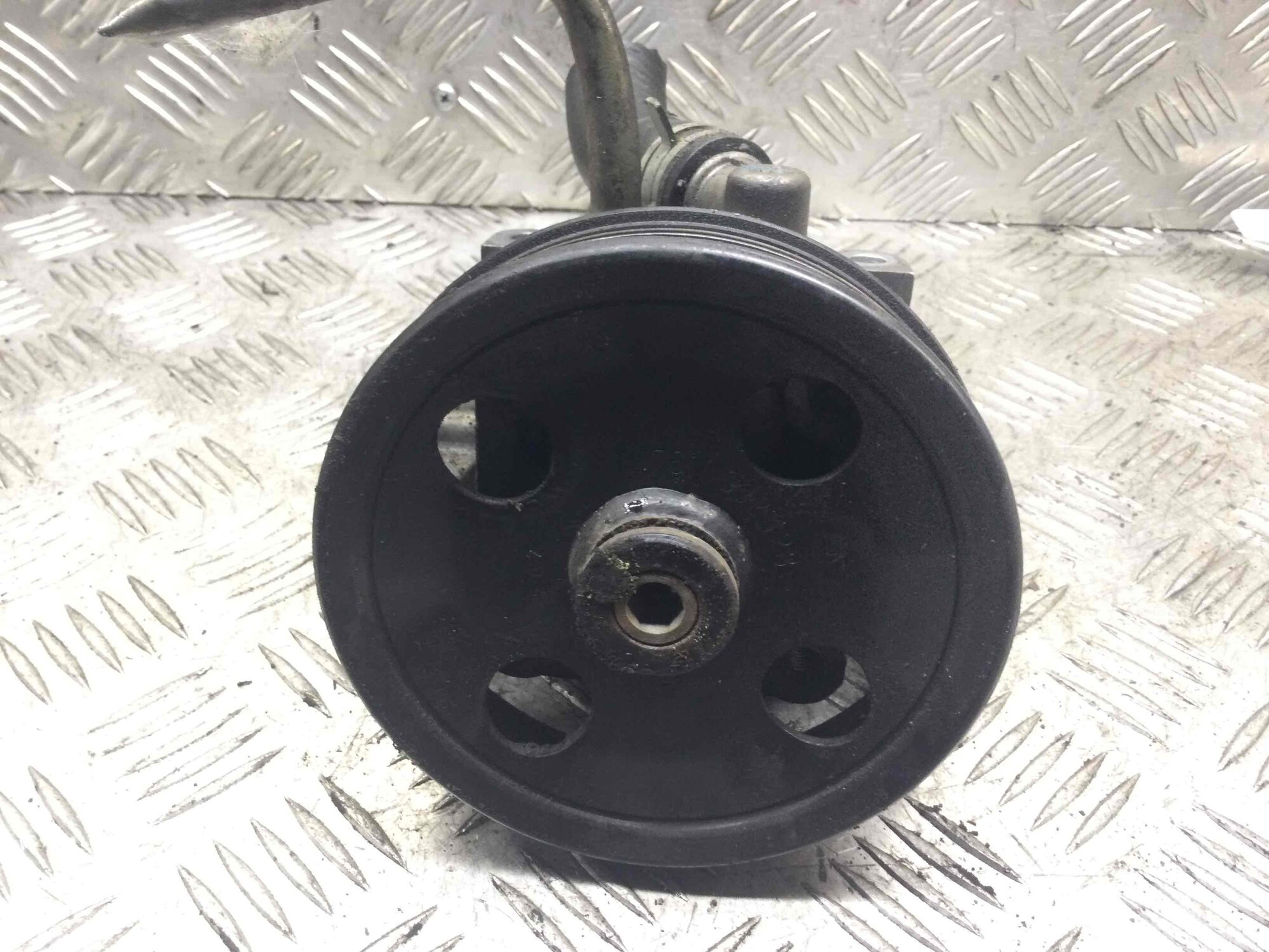 Б/У Насос гидроусилителя руля Ford Focus 1 поколение [рестайлинг] (2001-2005) 2002 г.