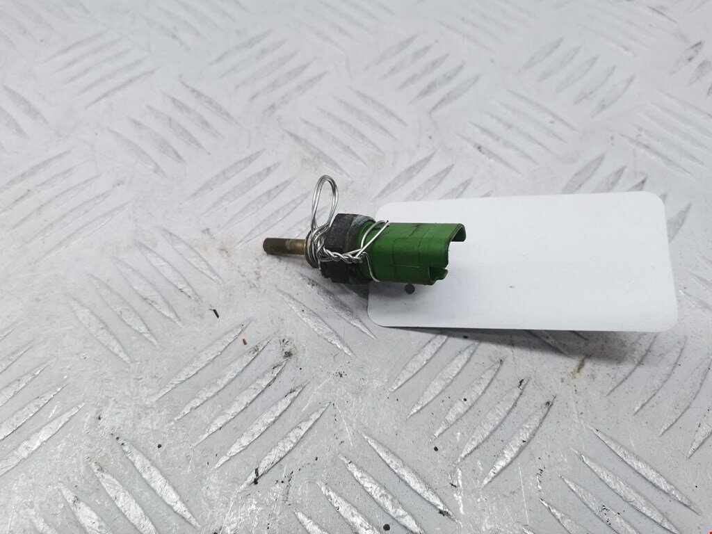 Датчик температуры охлаждающей жидкости Opel Zafira B 55193203 арт. 2052166