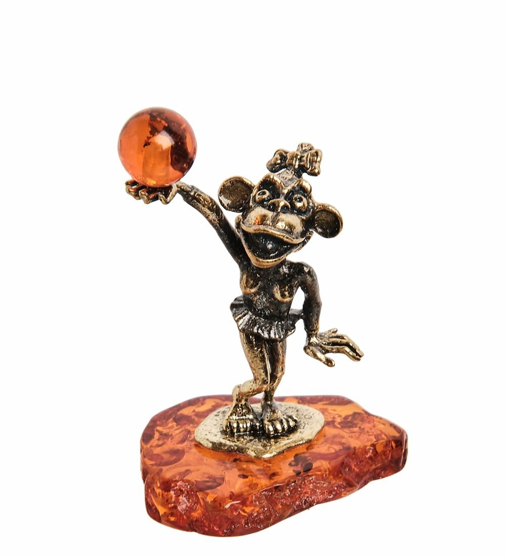 Фигурка 'Обезьяна на пляже' (латунь, янтарь)
