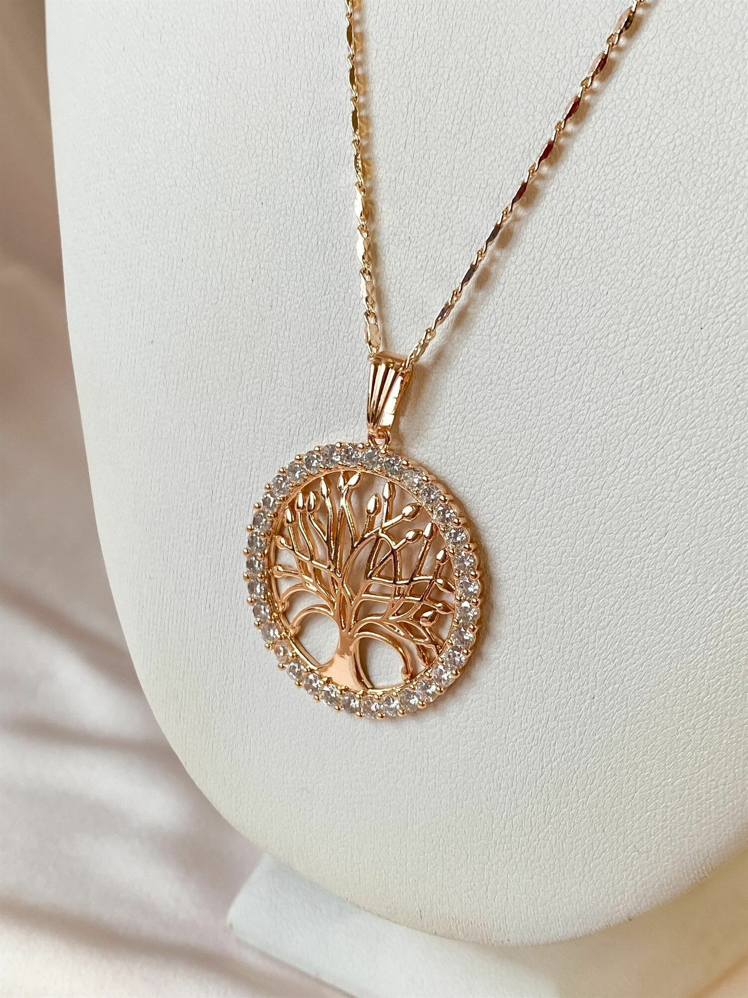 Подвеска, фианит