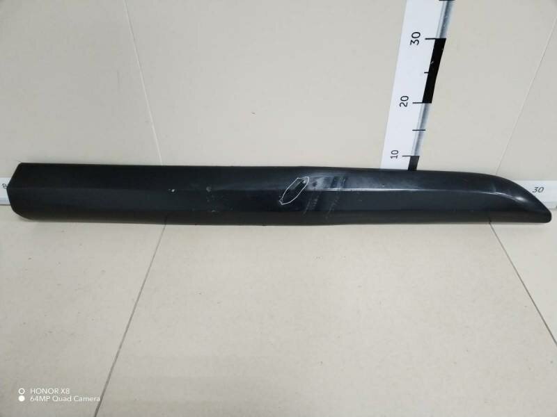 Накладка двери передней правой Peugeot Traveller 2016 кат.номер: 9828887477 9828888177