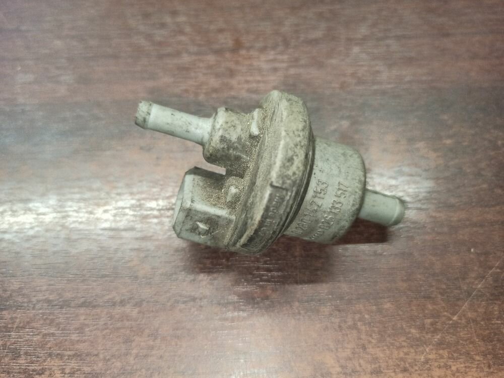 Клапан вентиляции топливного бака VAG 026133517