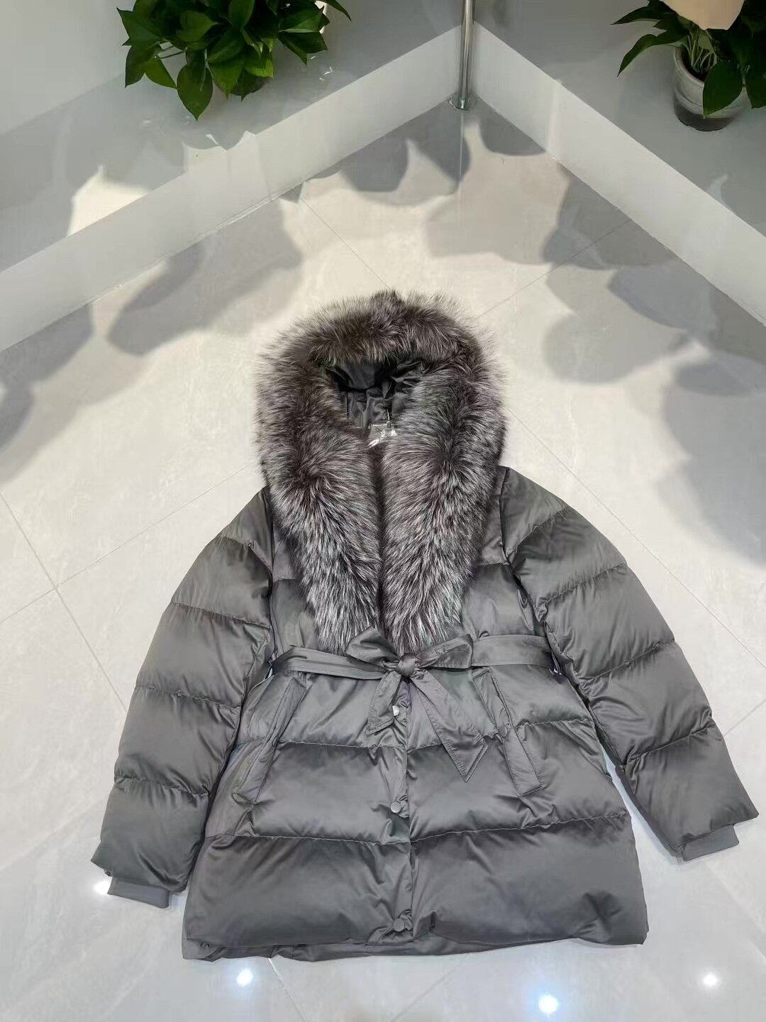 Новая женская куртка-пуховик из лисьего меха с большим меховым воротником, толстый, средней длины, со свободной талией, высококачественное женское пальто