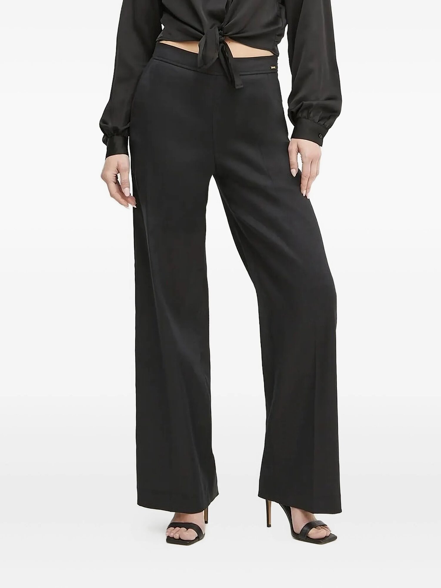 Брюки классические