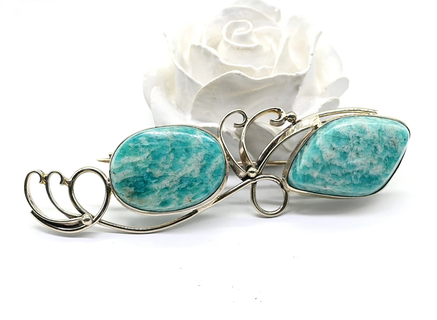 Брошь, амазонит