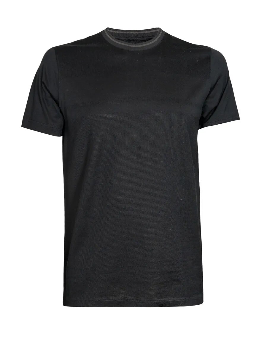 Футболка спортивная