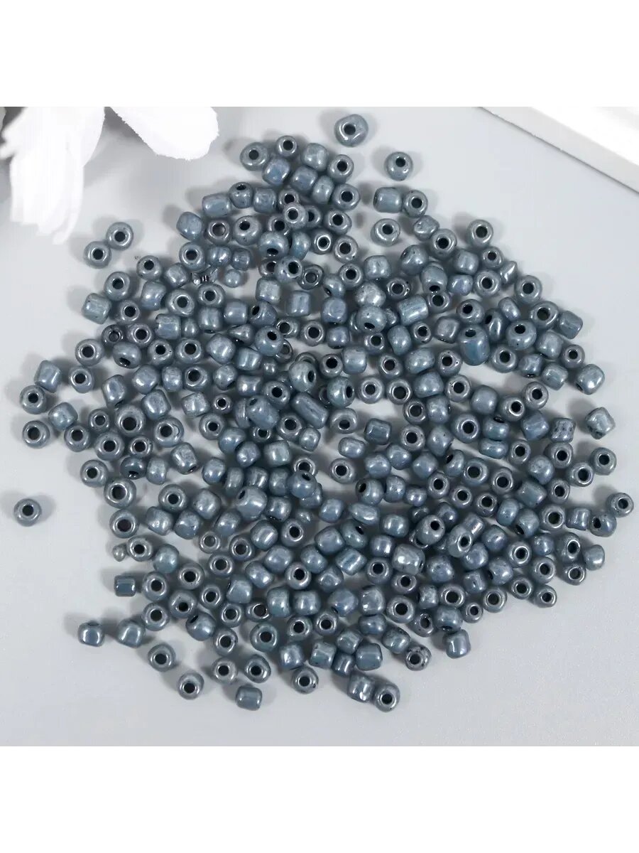 Бисер для плетения круглый Серый с перламутром