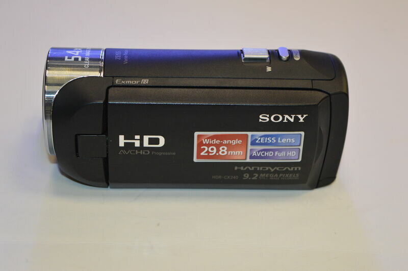SONY Видеокамера Sony HDR-CX240E Ресейл