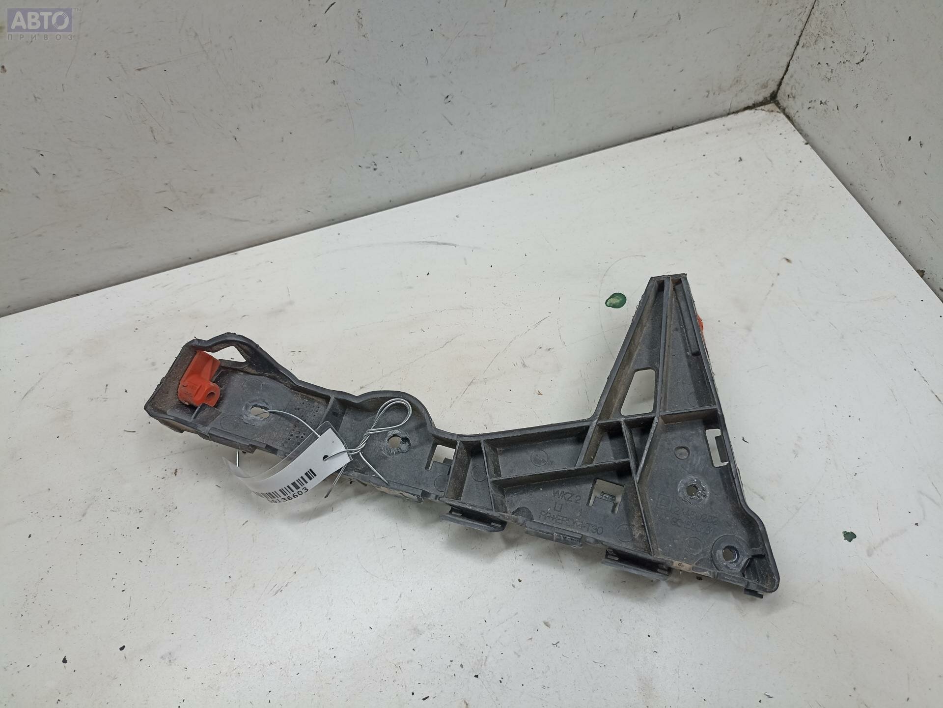 Кронштейн бампера переднего Opel Astra H (2004-2009)