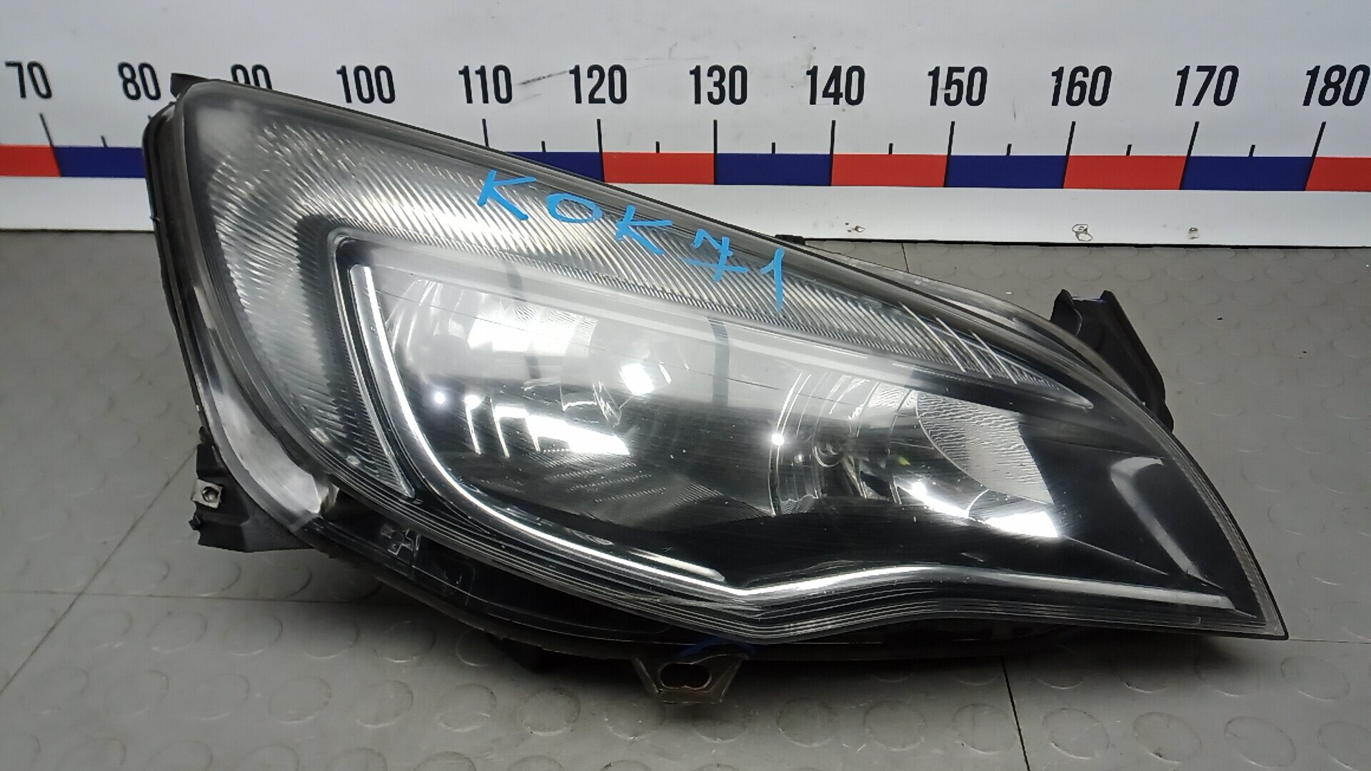 Фара правая OPEL ASTRA J