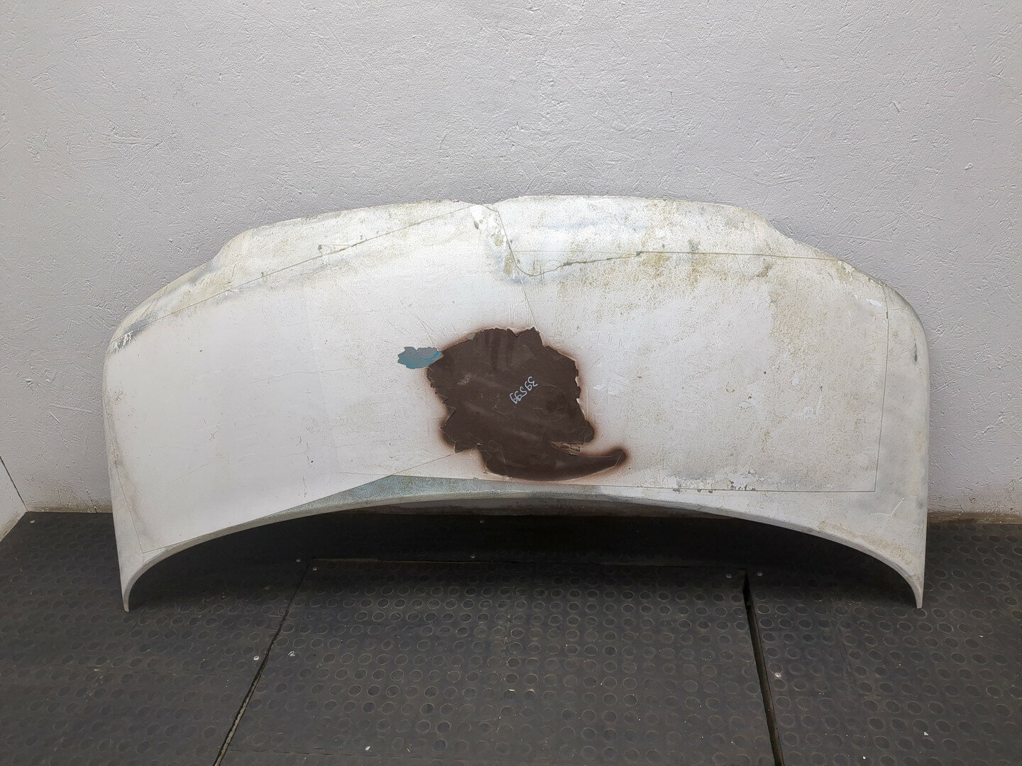 Капот Volkswagen Transporter 5 Б/У