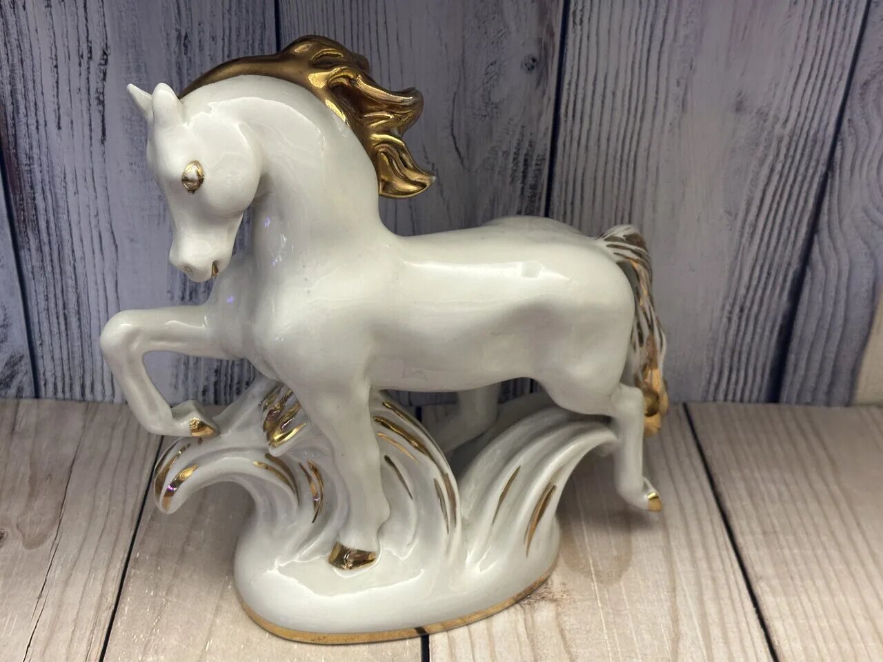Статуэтка Конь Огонь Фарфор Лфз 1970 годы великолепный