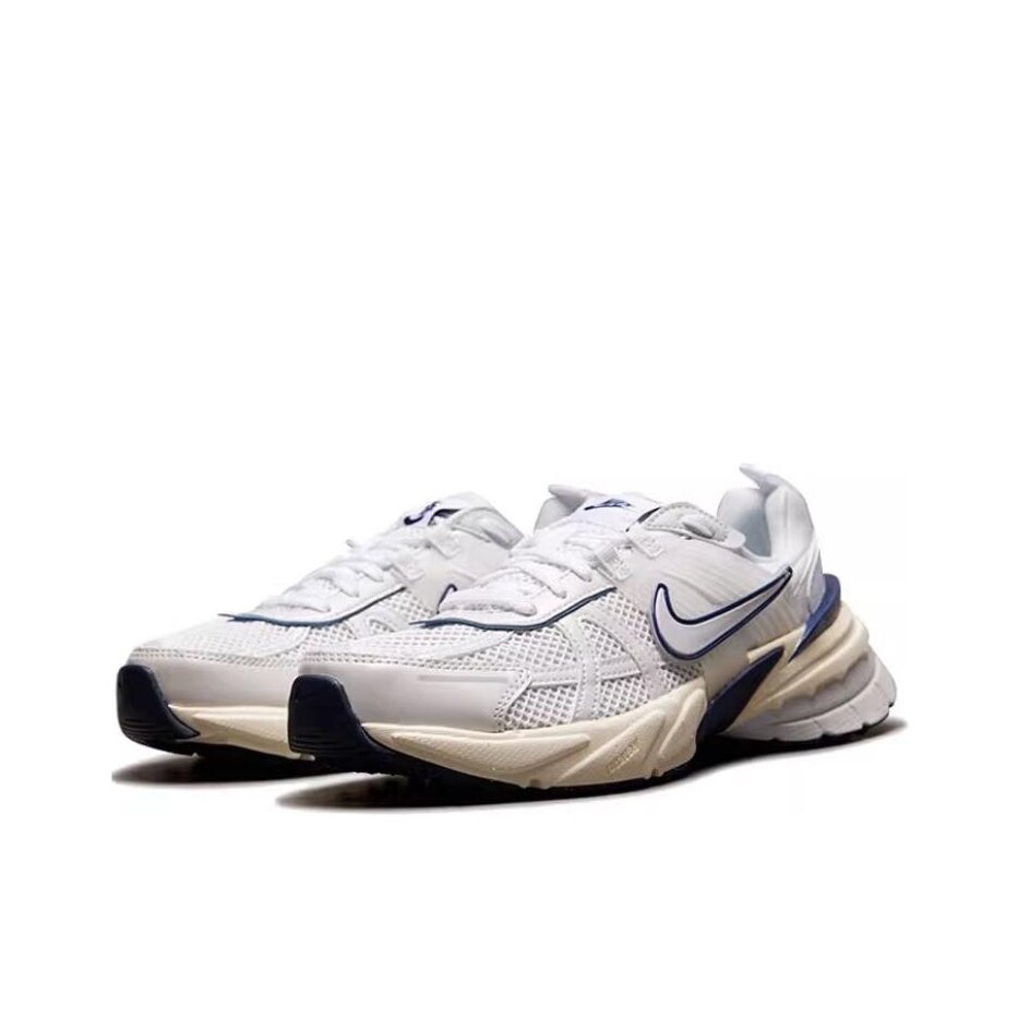 Кроссовки NIKE V2K Run, размер EU 40 стопа (25.5CM), бело-серый — фото 1
