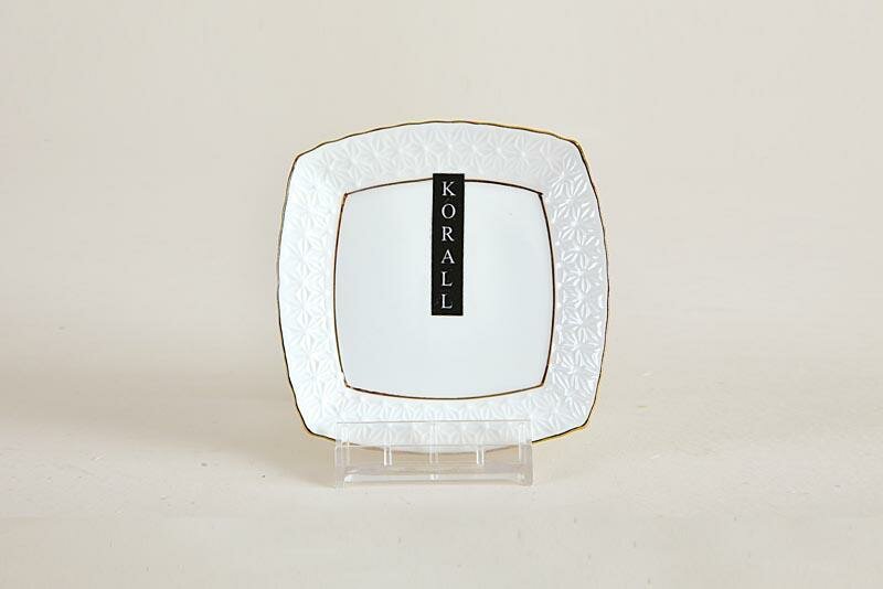 Блюдце фарфор Д/варенья 10СМ снежная королева коралл