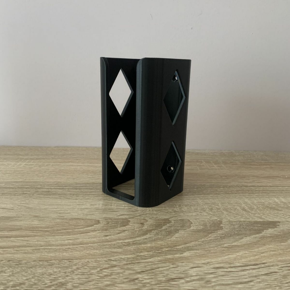 Держатель для дрели, для тех, кто заботится о порядке на своей мастерской или гараже