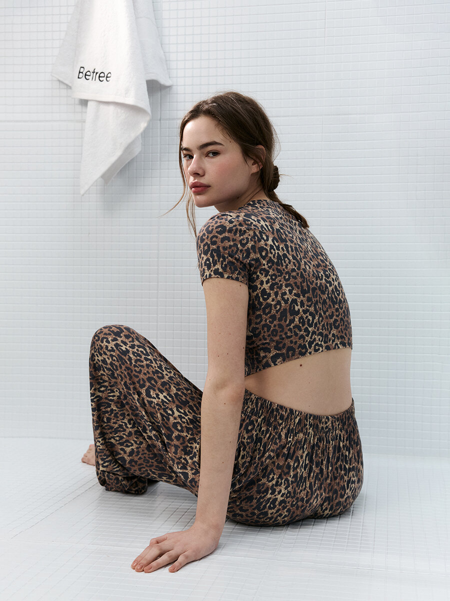 Футболка Home