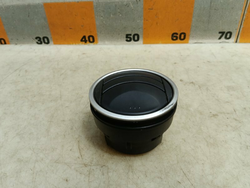 Б/У Дефлектор воздушный Mazda Mazda6 2006 GG 476159 MAZDA арт. GP7A6473002