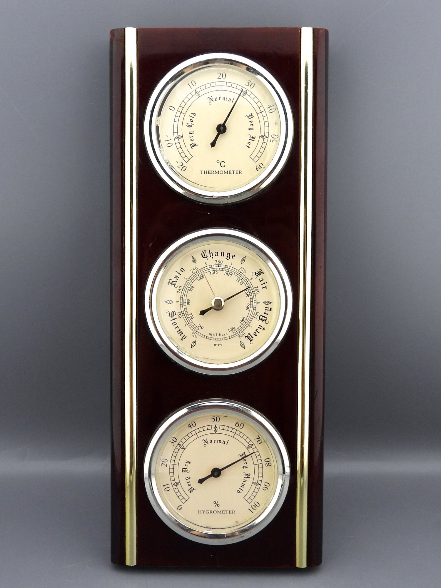 Барометр с термометром и гигрометром дерево 1970-е