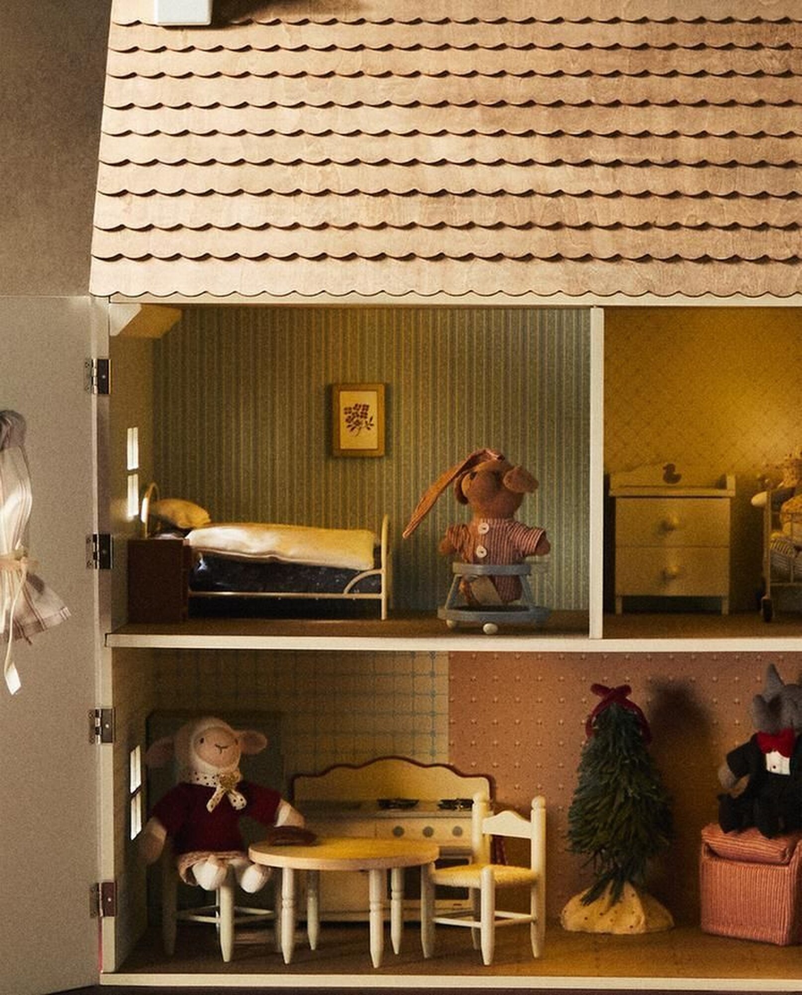 Деревянный детский кукольный домик, 69.5 x 30 x 11.5см, ZARA HOME 4669/052