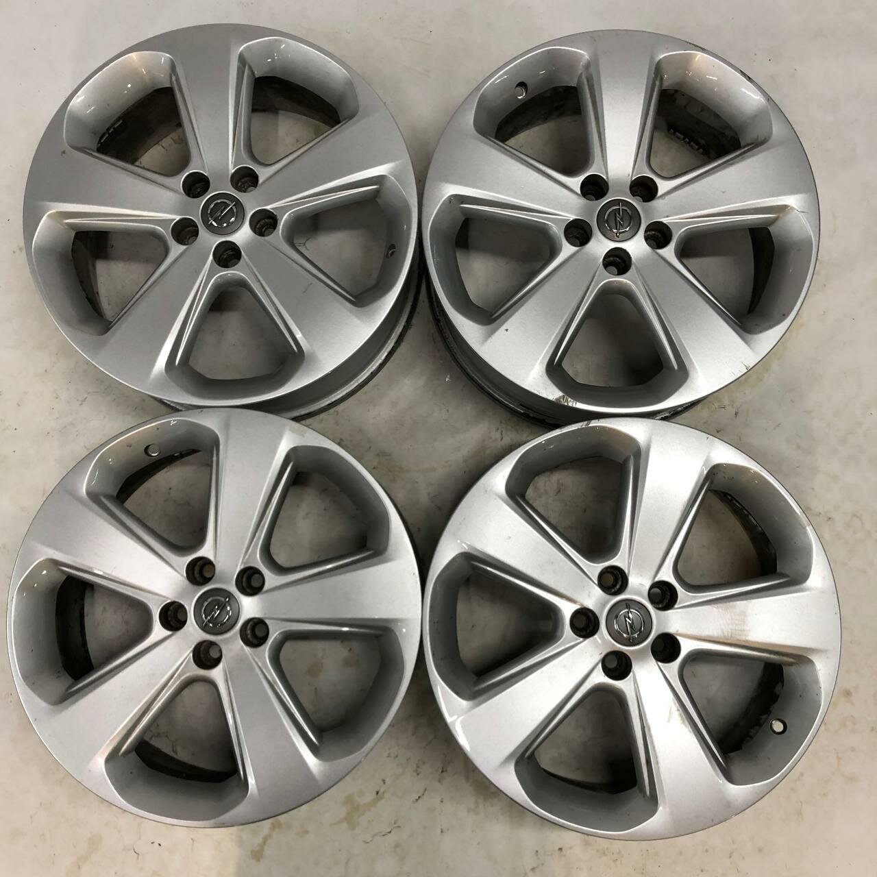 Колесные диски Opel 18x7 PCD 5x105 D56.6 ET38 (оригинал)