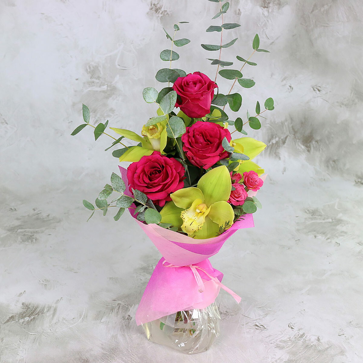 Букет Букет Маркет "Розы и желтые орхидеи", 50см, на стеблях