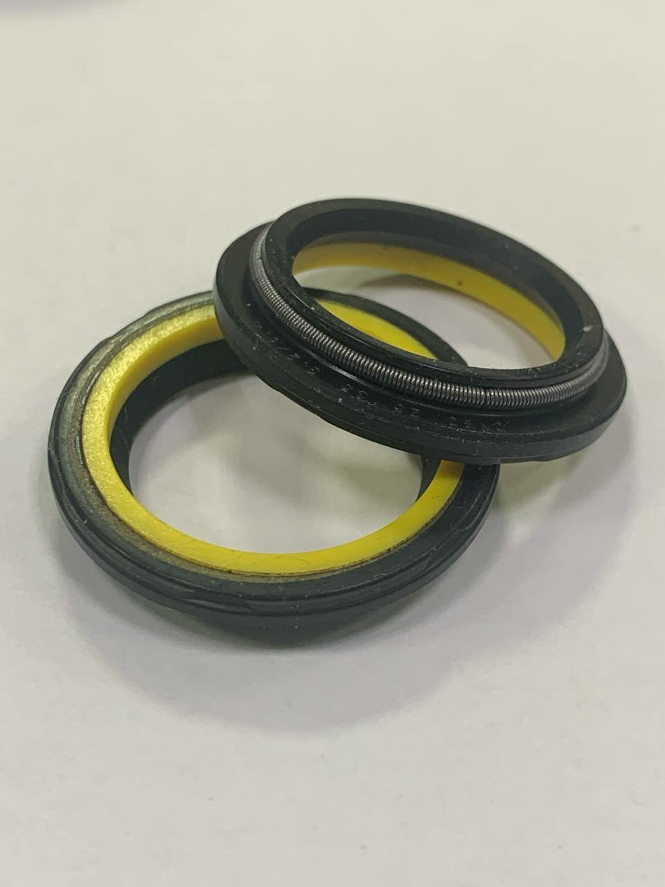 Сальник рулевой рейки 25*35*3.2/6.4 CNB3 NAK