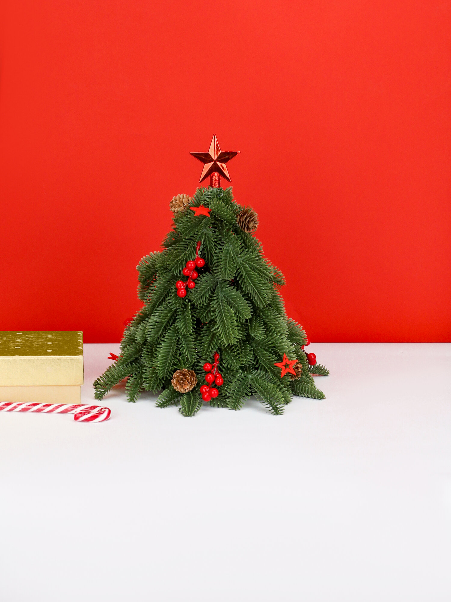 Елка декоративная MILAND "Нарядная Красавица", пластик, 16x28см