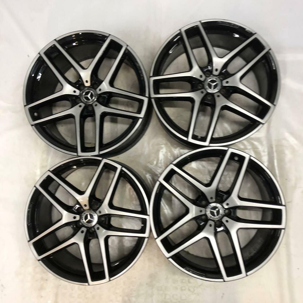 Колесные диски Mercedes-Benz 21x11 PCD 5x112 D66.6 ET38 (оригинал)