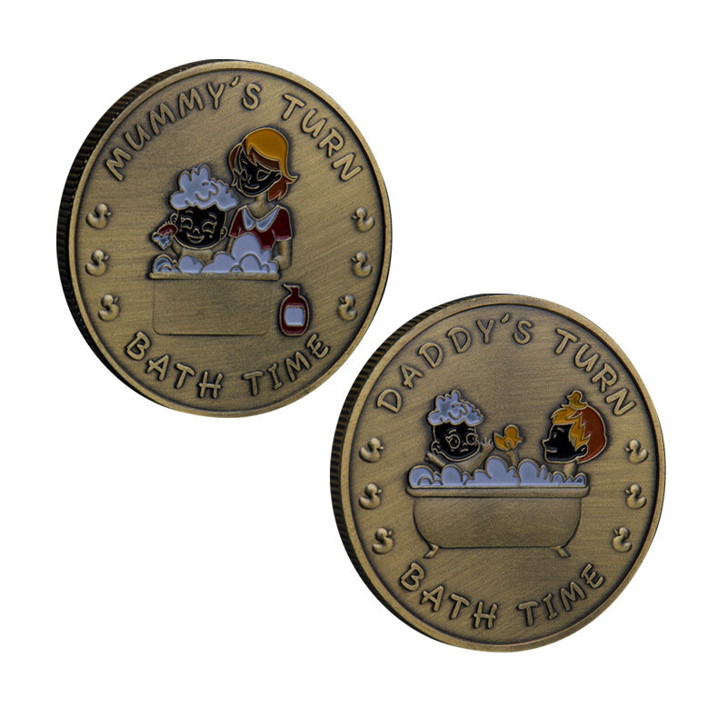 Забавная памятная монета «Время купания ребёнка» – перекидной жетон для новоиспечённых родителей с дизайном «Очередь мамы» и «Очередь папы», забавная памятная монета для родителей, которая поможет им в семейных купаниях.