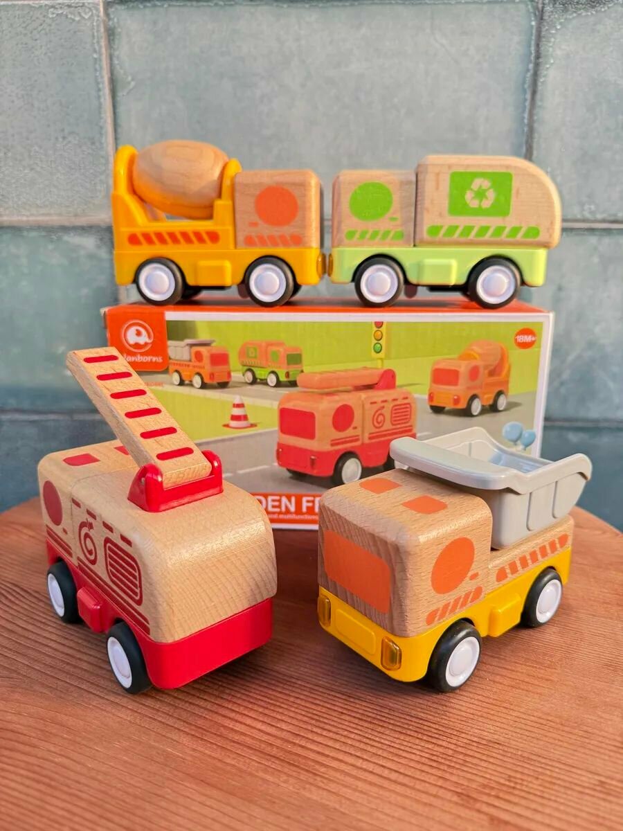 Игрушечная машинка