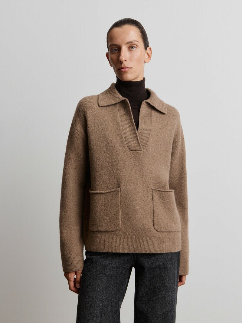 Джемпер с отложным воротником